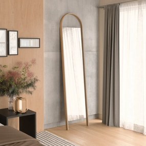 Stojací zrcadlo s dřevěným rámem 45x196 cm Bellwood – Umbra