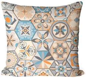 Polštář z mikrovlákna Orientální šestiúhelníky - motiv inspirovaný keramikou v patchworkovém stylu
