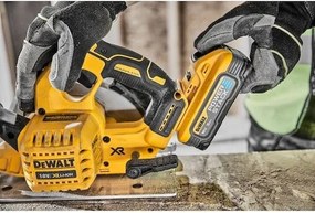 Aku kotoučová pila DeWALT DCS570H2T-QW, 2x XR POWERSTACK 5,0 Ah (064103)