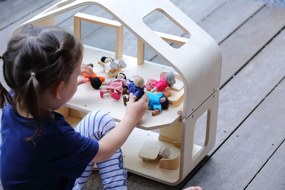 Moderní domeček pro panenky