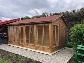 nejzahradnidomek.cz - Dřevěný domek PAMPA DE LUXE se sedlovou střechou (3,2 × 5,2 m) - Premium, barva natur, S_PAMPA_DELUXE2