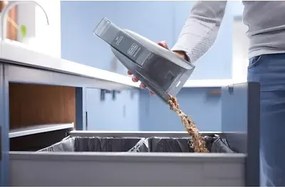 BlackDecker Dustbuster BCHV001B-XJ / Aku ruční vysavač / 18V / Odnímat