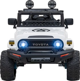 Ramiz Elektrické autíčko Toyota FJ Cruiser bílé + ovladač + pohon 4x4 + LED a audio + EVA kola + plynulý rozjezd