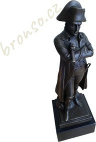 Bronzová socha Napoleona, signovaná a číslovaná, na mramorovém podstavci – sběratelská historická dekorace