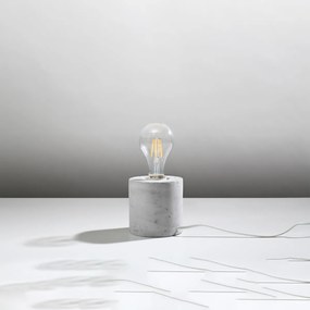Stolní lampa Salgado, betonové tělo svítidla