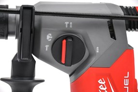 Aku kombinované kladivo Milwaukee M18 FHX-552X