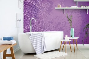 Tapeta fialová arabeska na abstraktním pozadí - 150x100 cm
