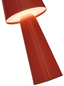 OnaDnes -20% Červená kovová stolní LED lampa Kave Home Arenys M