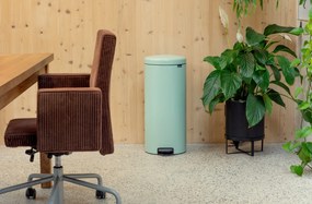 Brabantia Pedálový koš NewIcon 30L světle zelená