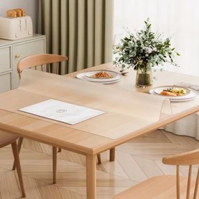PVC chránič stolu 61 × 121,9 cm matný plastový o tloušťce 1,5 mm