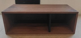 XOOON TV stolek - nástěnný