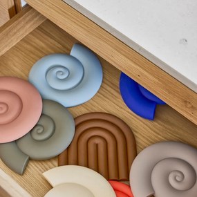 Silikonová podložka pod hrnec 15x16,5 cm Nautilus – OYOY Living Design
