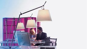 ARTEMIDE - Stolní lampa Tolomeo Mega Tavolo - černá/satén 320 mm