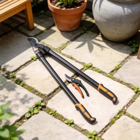 Outsunny 2dílná sada zahradního nářadí — štípací nůžky 69,6 cm a zahradní nůžky, měkké rukojeti, pojistka, oranžová
