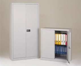 Spisová skříň kovová Bisley E402A01 [světle šedá, strukturovaný lak]