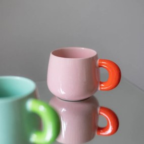 Růžový hrnek z kostního porcelánu 470 ml Coco – ONA