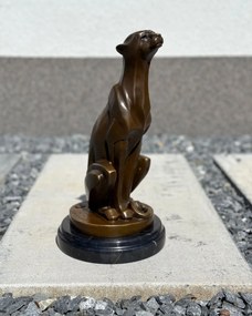 Bronzová socha geparda – luxusní dekorace