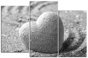 Obraz na plátně - Kámen ve tvaru srdce na písku 1161QD (120x80 cm)