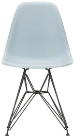 Eames Plastic Chair DSR černě lakovaná ledově šedá bílé na tvrdou podlahu Vitra