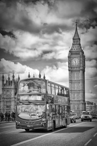 Umělecká fotografie LONDON Monochrome Houses of Parliament and traffic, Melanie Viola, (26.7 x 40 cm)