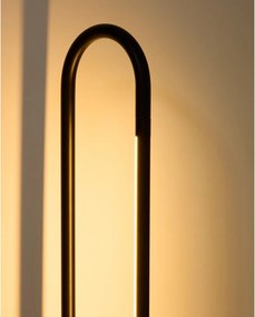 Černá LED stojací lampa (výška 120 cm) Bow – Kave Home