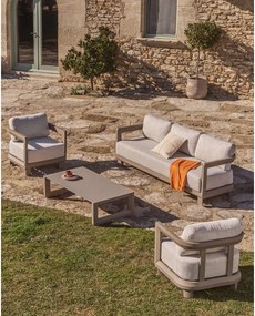 Krémové/taupe polstrované zahradní křeslo Nerano – Kave Home
