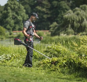 Akumulátorový křovinořez CRAMER 82TBX20