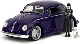 Jada Wednesday auto 1972 VW Beetle a figurka Wednesday / 1:24 / od 8 l