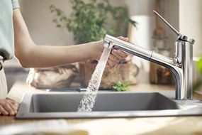 Hansgrohe Zesis M33, dřezová baterie 150, s výsuvnou sprškou, EcoSmart, chromová, 74810000