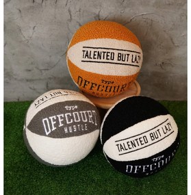 Dekorační polštář z materiálu bouclé ø 25 cm Basketball – Mioli Decor