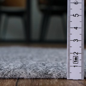 Betap, Metrážový koberec Primo 73 sv. šedý, zátěžový, na míru, šíře 4m, šedá, resine, chodba / předsíň
