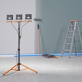 LED Reflektor se stojanem 3xLED/50W/230V 4500K IP65 černá/oranžová