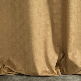 Záclona 140x250 Julia gold ready na velurových průchodkách s reliéfním geometrickým vzorem vějířů Eurofirany