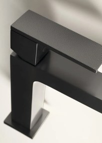Sapho Krony umyvadlová baterie stojánková páková gun metal černá GJ002GM