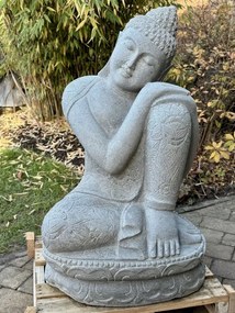 Buddha z říčního kamene 100 cm – ručně tesaná socha z Bali