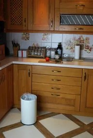 ALDA Room Basket bílá / Odpadkový koš / 18 l / lakovaná ocel