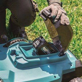 Makita LM003GM103 aku sekačka 380mm Li-ion XGT 40V 1x4Ah