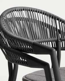 Tmavě šedá polstrovaná zahradní židle Alimia – Kave Home