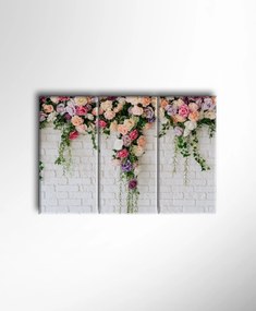 Malvis ® Obraz Stěna obklopená růžemi ROZMĚR (šířka x výška): třídílný obdélník 90x60 cm