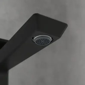Villeroy  Boch - Umyvadlová baterie AquaSmart, matná černá