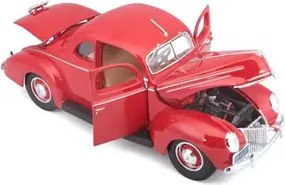 Maisto - 1939 Ford Deluxe Coupe, červená, 1:18