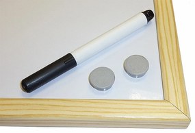 Magnetická tabule dřevěný rám 80 x 60 cm