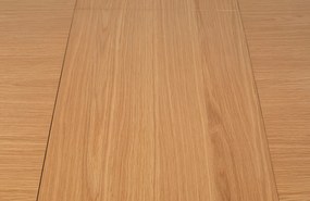 Dubový rozkládací jídelní stůl ZUIVER TWIST 120-160 cm