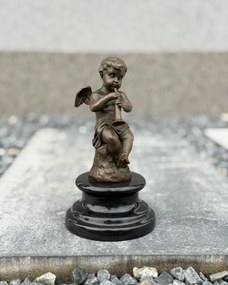 Bronzová socha - Putto s flétnou - andělská soška dítěte