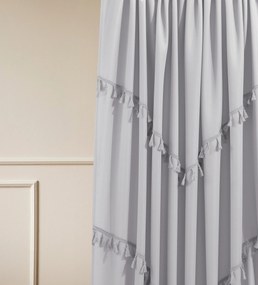 Room99 Hotový závěs na kroužcích s třásněmi Chloe Jednobarevný Barva: Světle šedá, Velikost: 140 x 250 cm