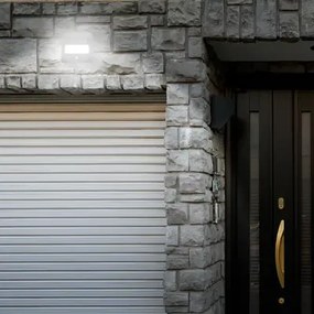 Entac LED reflektor s akumulátorem a solárním nabíjením / Venkovní sví