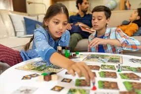 Ravensburger Minecraft: Builders  Biomes / Délka hry 30 minut / počet