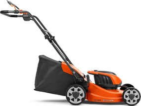 Aku sekačka HUSQVARNA LC 137i s 2 akumulátory a nabíječkou