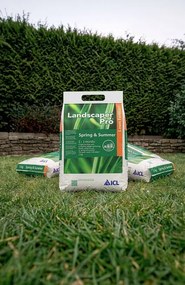 IQ Garden Landscaper Pro Spring and summer 5 kg 325581