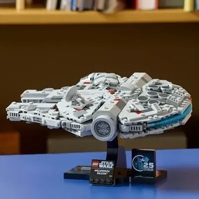LEGO® Star Wars™ 75375 Millenium Falcon™ / Počet dílků: 921 / od 18 le